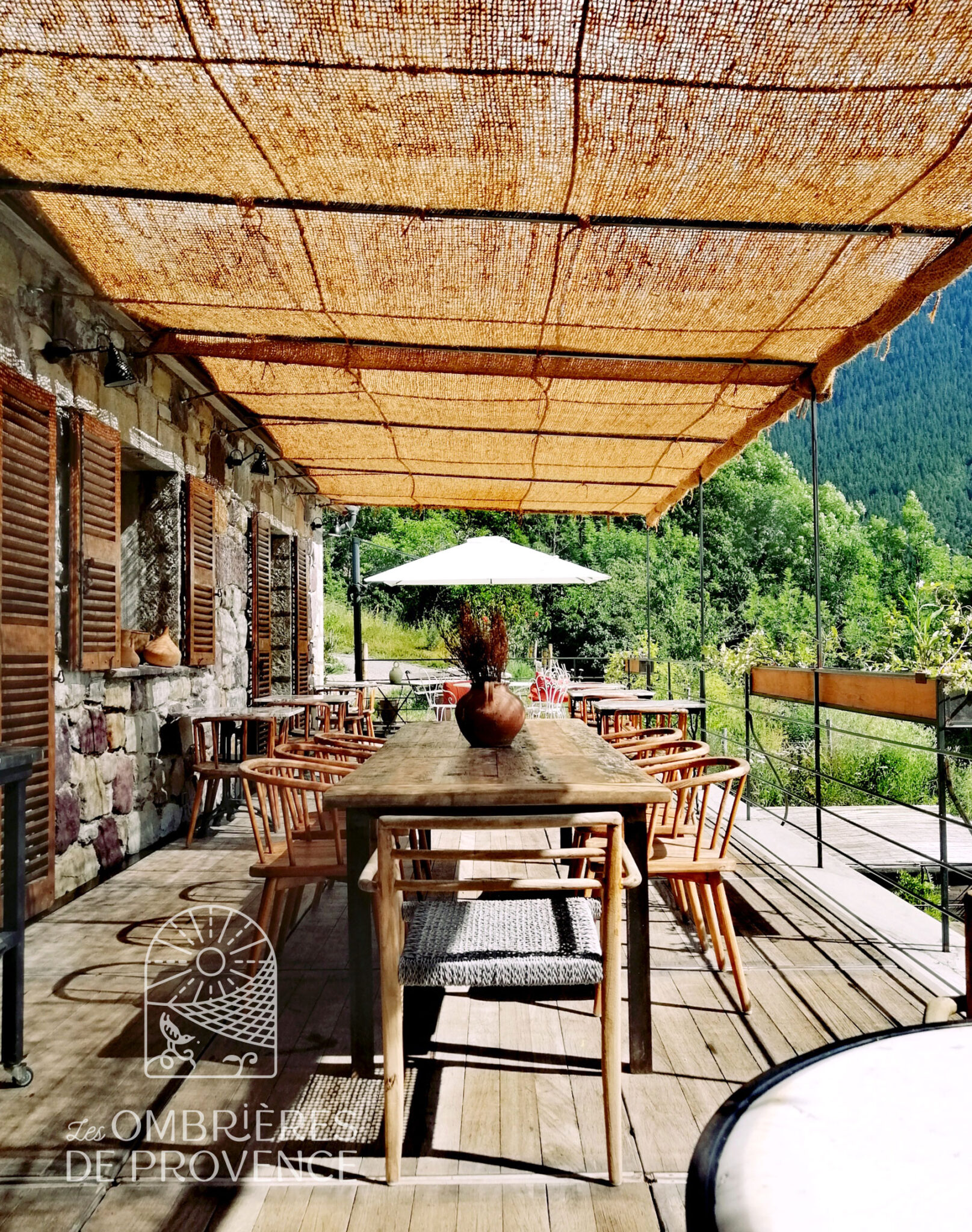 Tela reforzada para instalación en pérgola - Fibra de coco ☀️